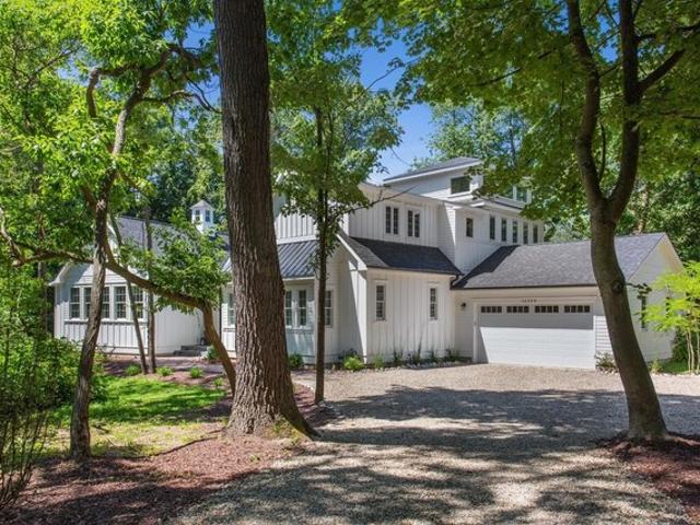 16220 Stones Throw Ln, Union Pier, MI 49129
