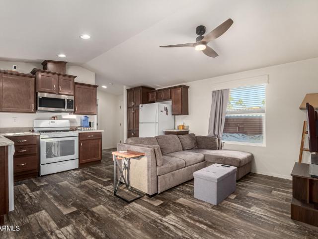 16225 N Cave Creek Rd, Unit 85, Phoenix, AZ 85032 | MLS #6956 | Compass