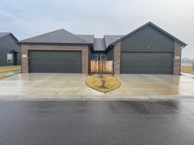 16227/29 Ike Ct