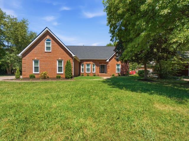 1622 Buckingham Dr