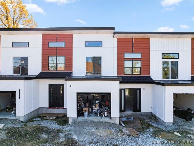 1622 Scott St, Jeffersonville, IN 47130 | MLS #202608 | Compass