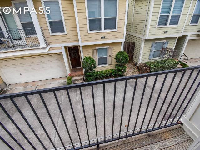 1622 W 25th St, Houston, TX