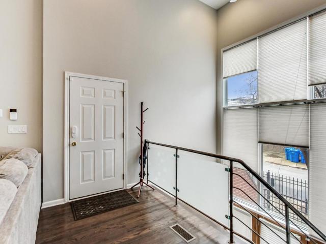 1622 W Ontario Street # 1E