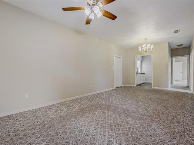1622 Woodlawn