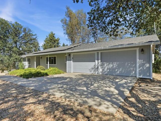 16230 Skyline Dr, Red Bluff, CA 96080