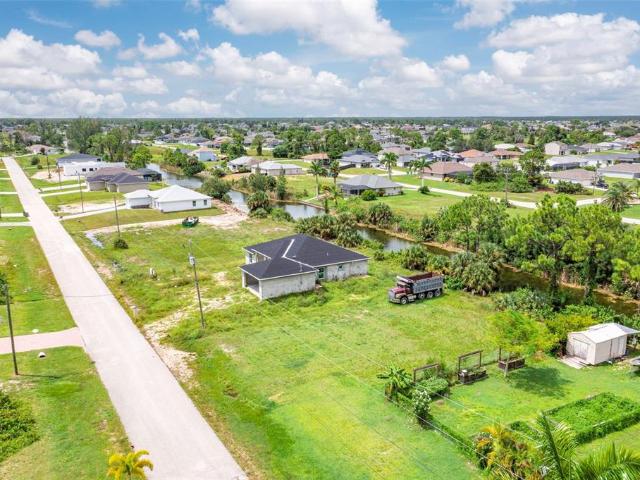 1623 NE 36th Ln, Cape Coral, FL 33909 | MLS #TB8425 | Compass