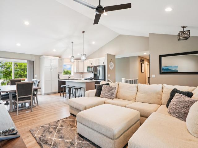 1623 Otter Way