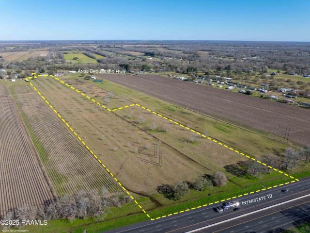 1623 Anse Broussard Hwy, Breaux Bridge, LA 70517 | MLS #2020021