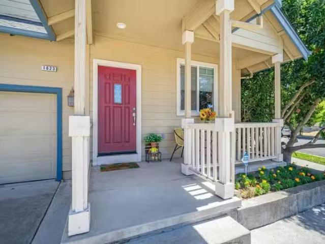 1623 CLOVER LN, SANTA ROSA, CA 95401 Single Family Residence F.