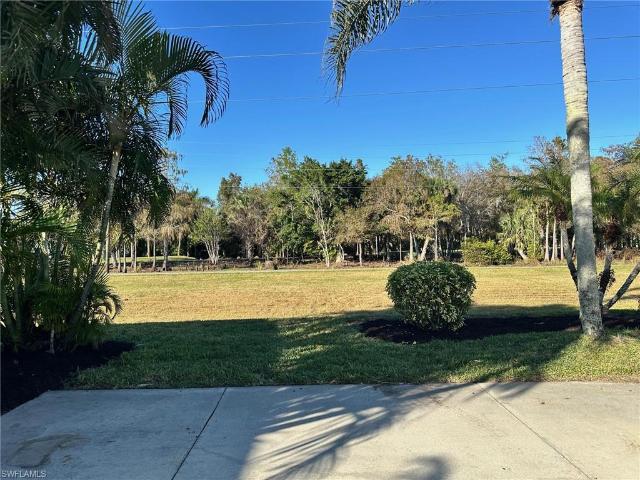 1623 Diamond Lake Cir, Naples, FL 34114 | MLS #226007