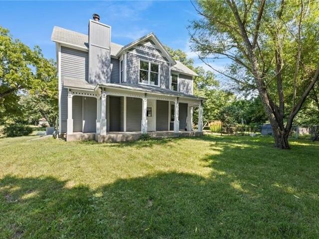 1623 Indiana Rd, Williamsburg, KS 66095