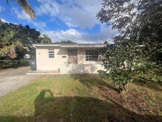 1623 S 24th Terrace, Hollywood, FL 33020