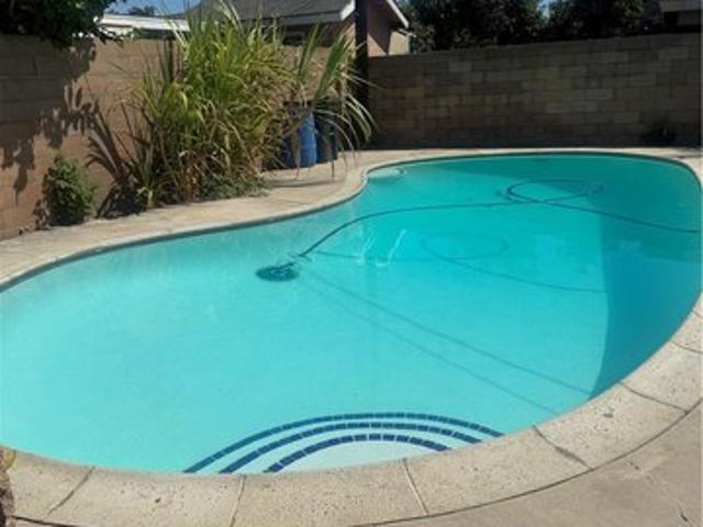 1623 S Pacific Ave, Santa Ana, CA 92704