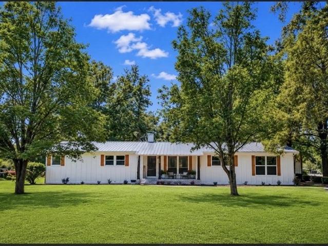1623 Sherwood Dr, Conway, SC 29526