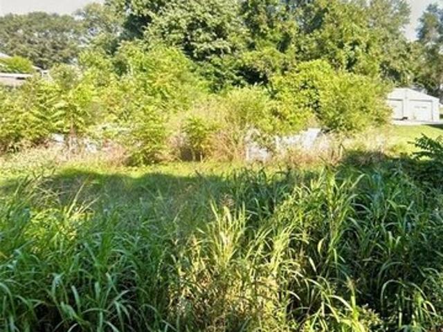 1623 Upper Cahokia Rd, Cahokia, IL 62206