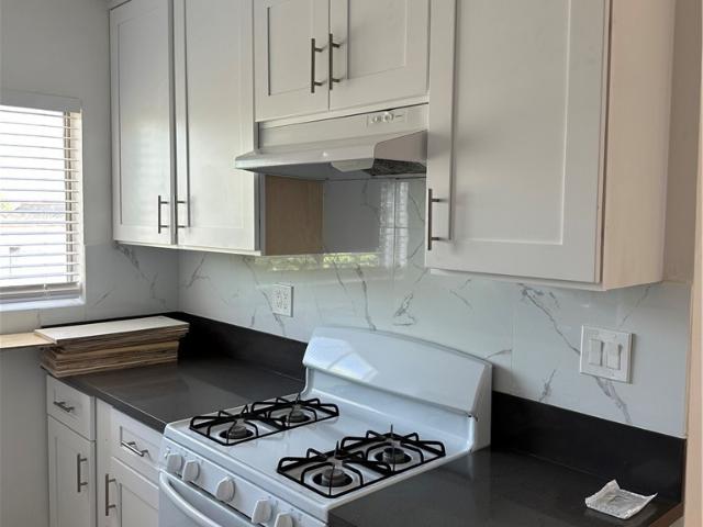 1623 W 80th 5