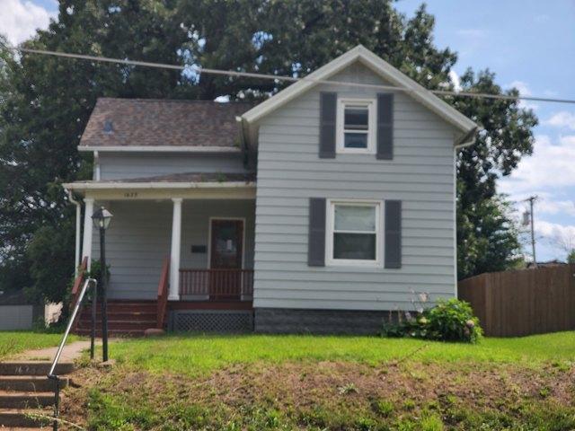 1623 W Pleasant St, Davenport, IA 52804