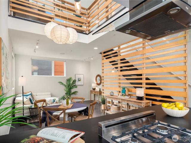 1623 14th Ave, Unit E, Seattle, WA 98122 | MLS #2487