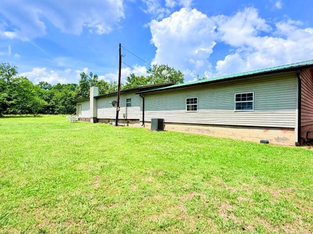 162 Charlie Byrd Lane