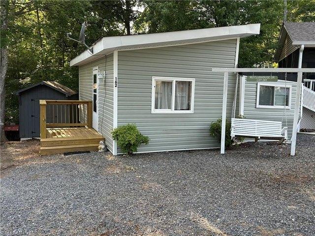 162 Club House Dr, New London, NC 28127
