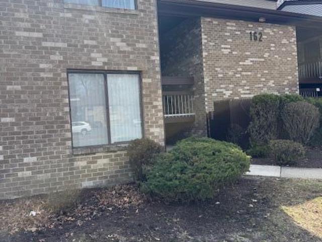 162 Cross Slope Ct, Unit A, Manalapan, NJ 07726 | MLS #22603 | Compass