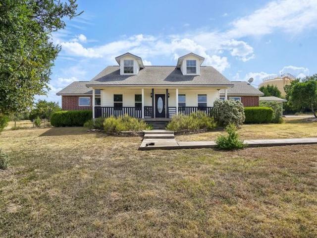 162 Arnold Dr, Canyon Lake, TX 78133