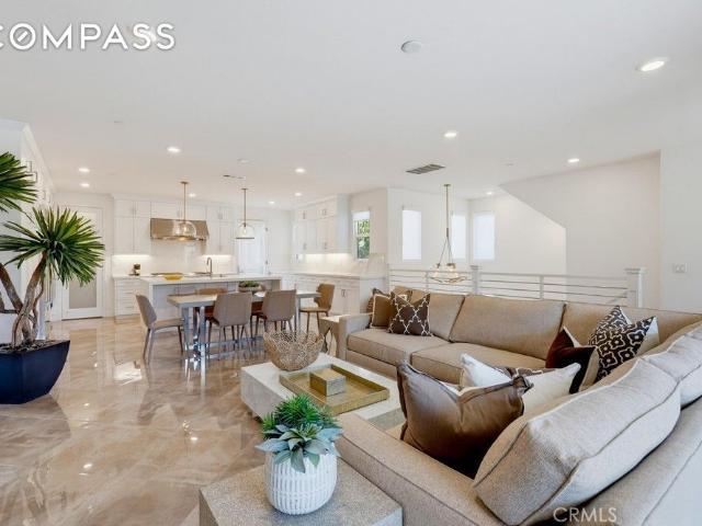 162 Bowery, Irvine, CA