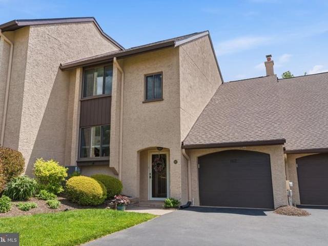 162 Golf Club Dr, Langhorne, PA 19047