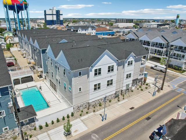 162 E Garfield Avenue