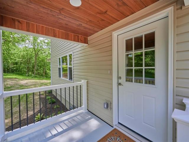 162 Foxwood Rd