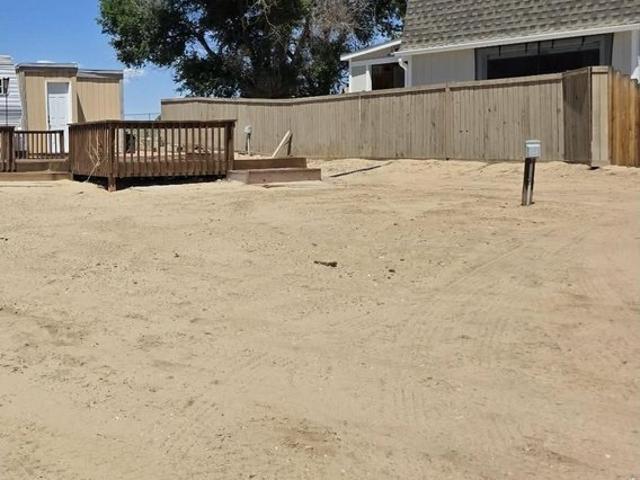 162 Kiowa Cir, Weldona, CO 80653