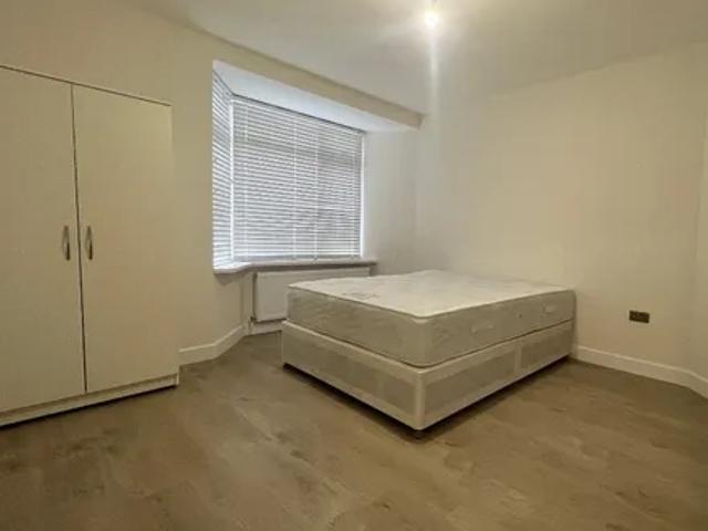 162 Old Oak Road, London, W3 7HF, United Kingdom | Room for rent #137171167 | Rentberry