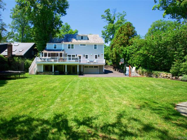 162 Manhasset Woods Road
