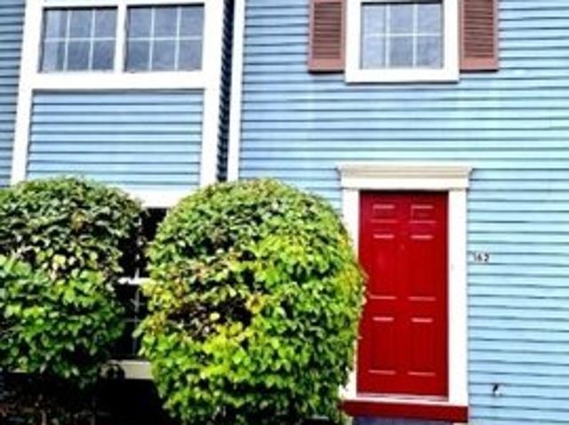 162 McNair Ct, Franklin Twp, NJ 08873