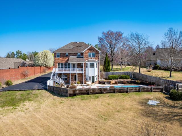162 Mulberry Ln