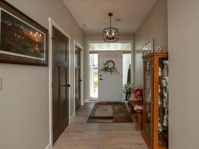 162 Sandstone Drive NW