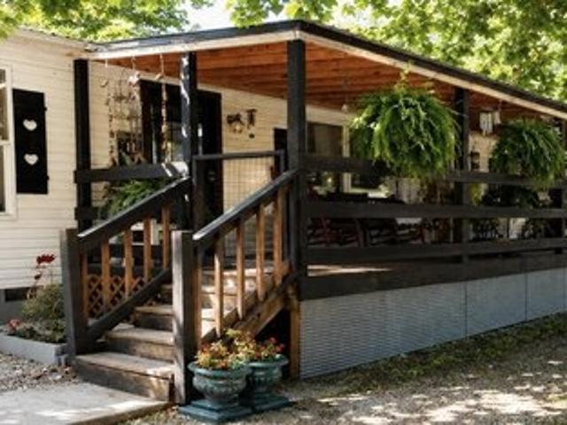 162 Springhill Rd, Anderson, MO 64831