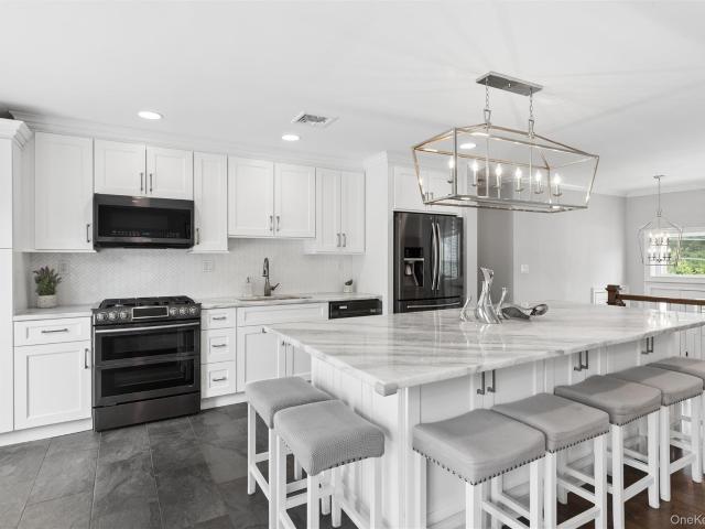 162 Stuyvesant Road