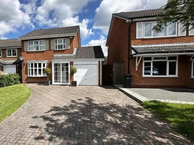 162 Starbold Crescent, Knowle, B93 9LB, United Kingdom | 3 bed house for rent #168073561 | Rentberry