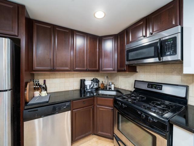 162 Steuben St # 2