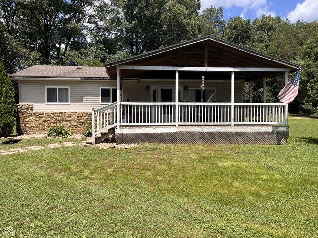 162 W Robertson Rd, Morgantown, IN 46160