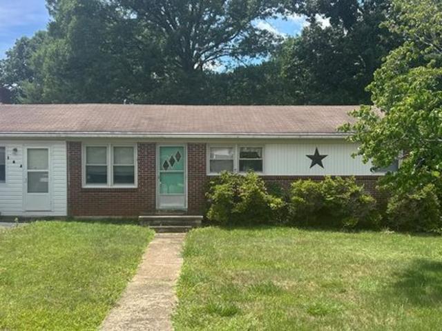 162 Woodland Dr, Madison Heights, VA 24572