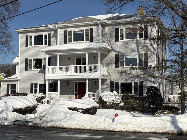162 Willow Rd Apt 11, Nahant, MA 01908