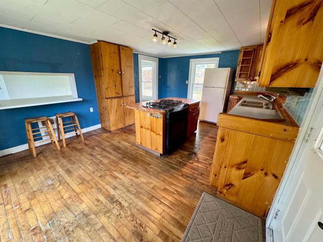 162 Town Forest Rd, Barnet, VT 05819 | Compass