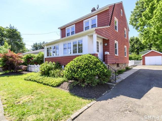 162 Toms Rd, Stamford, CT 06906