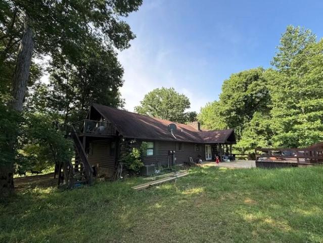 162 Tracy Rd