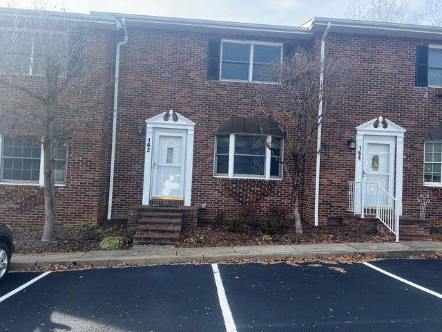 162 Tradition Pl, Bristol, VA 24201