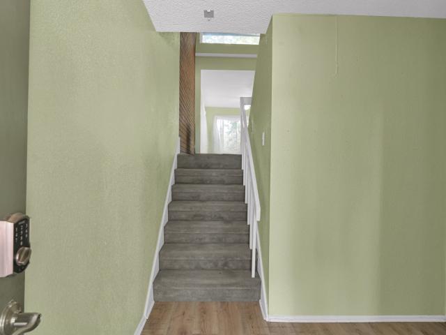162 Villa Way