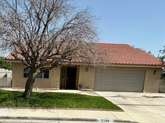 16340 Camelback Dr, Victorville, CA 92395