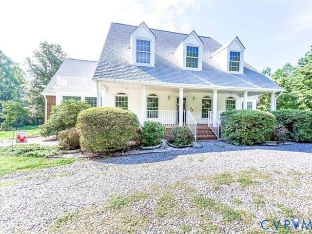 16342 Coppertree Dr, Montpelier, VA 23192